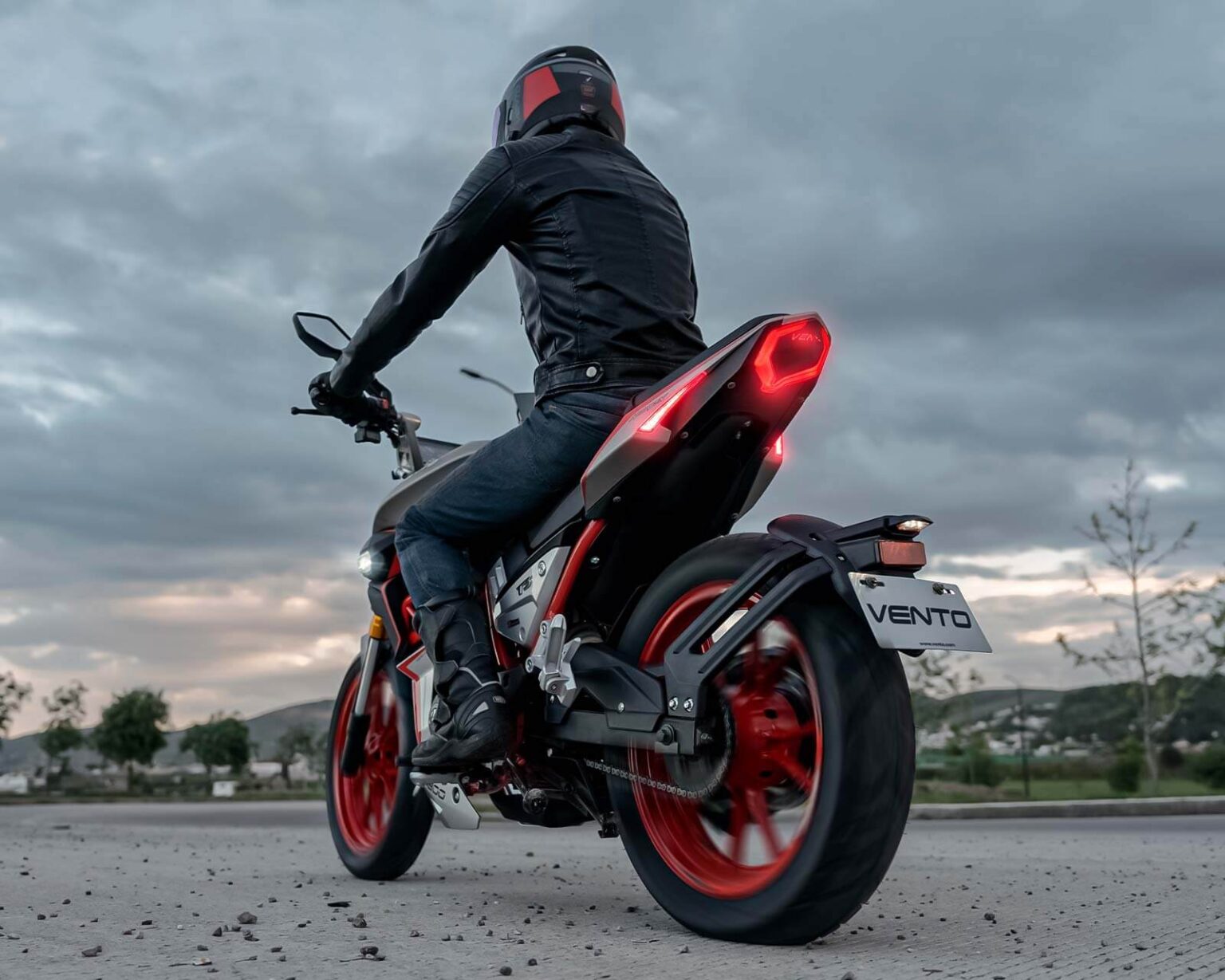 Nitrox 300 T3 – Vento Motorcycles U.S.A │Venezuela