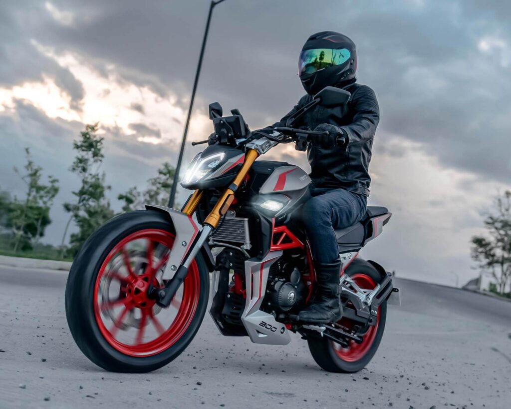 Nitrox 300 T3 – Vento Motorcycles U.S.A │Venezuela